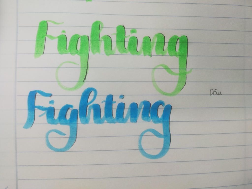 Viết chữ calligraphy " Fighting" đẹp . có kí Cố gắng thi tốt em nhé ...