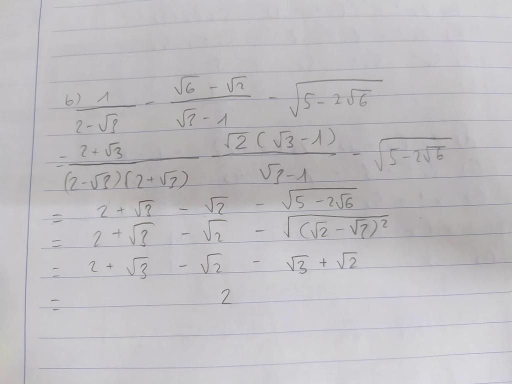 Tính: `a)(3sqrt8-sqrt18+5sqrt{1/2}+sqrt50)*3sqrt2` `b)(1)/(2-sqrt3 ...
