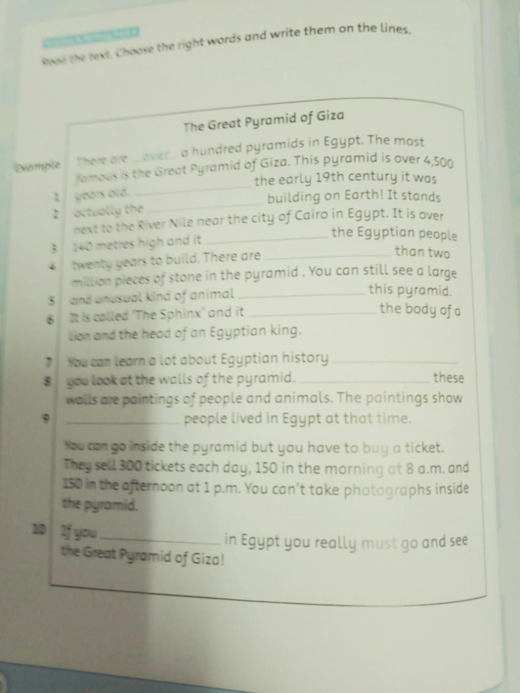 Roe the bext Choose the right words and write them on the lines. The ...