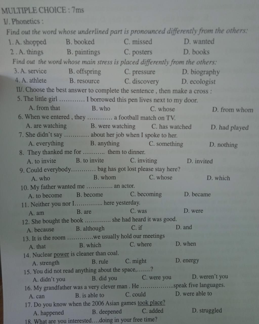 MULTIPLE CHOICE: 7ms V. Phonetics: Find out the word whose underlined part is pronounced ...
