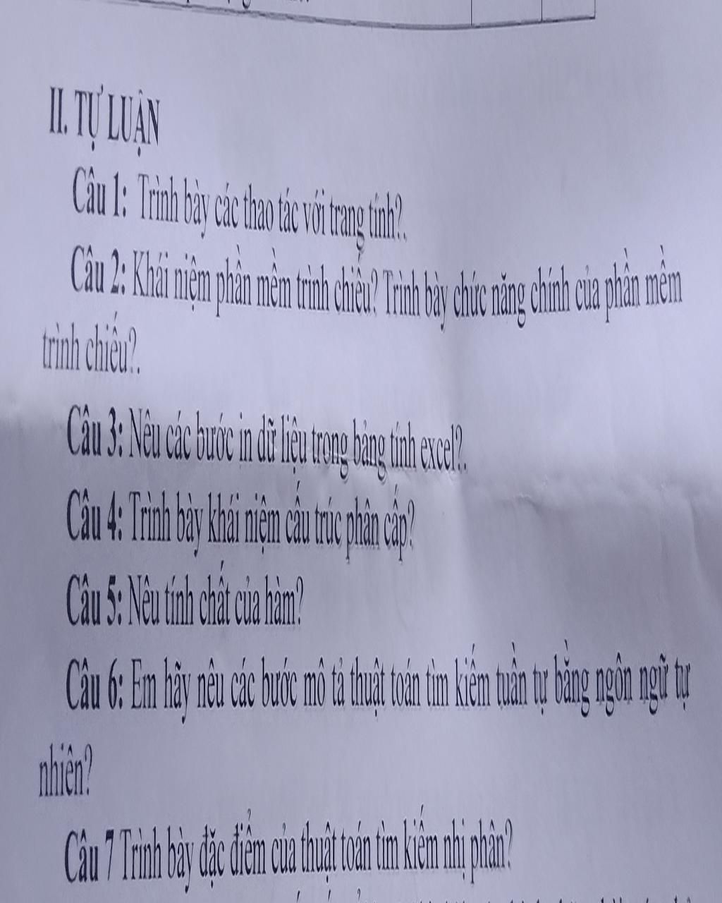 IL TU LUAN Câu 1: Trình bài của Joo tixit tinglinh. các thao Câu 2 ...