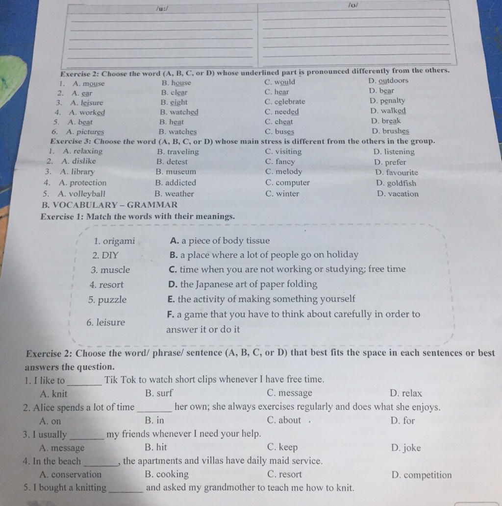 1. Exercise 2: Choose the word (A, B, C, or D) whose underlined part is pronounced differently ...