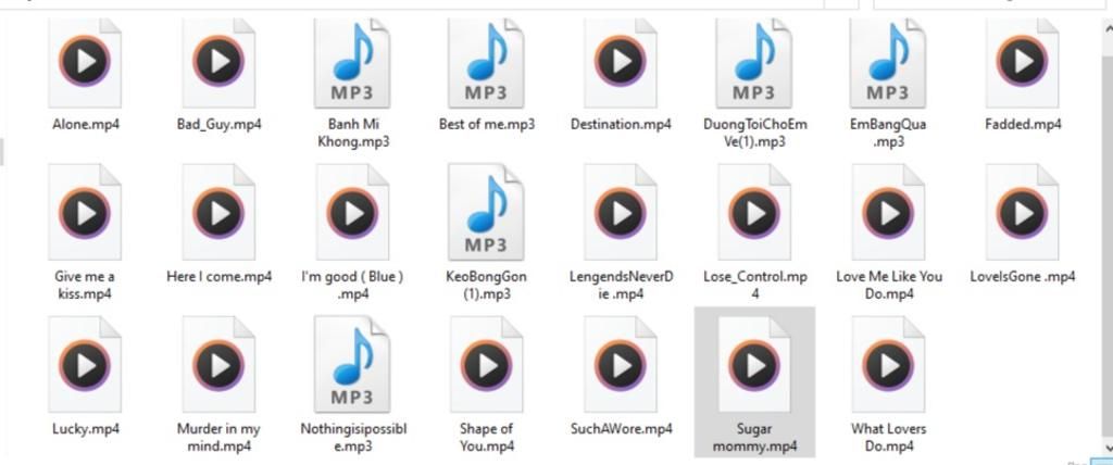 Calli: Music NL: Ai có hỏi tại sao máy tính cậu lại nặng thế, thì vì ...