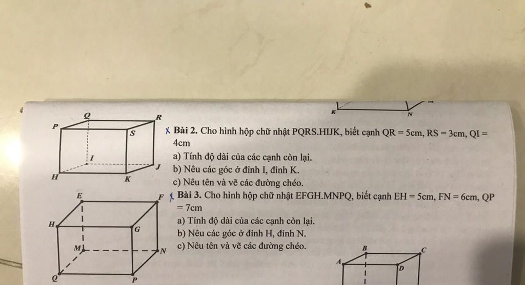 H Н. 2 E I S K G P R X Bài 2. Cho hình hộp chữ nhật PQRS.HIJK, biết ...