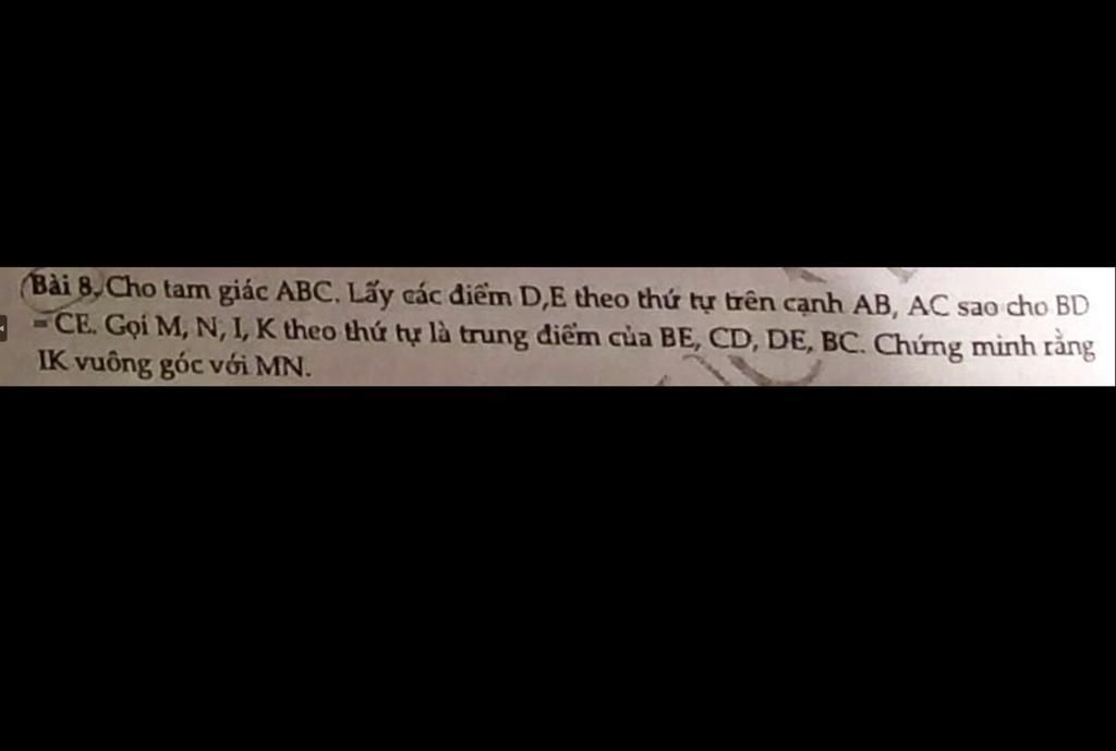 Đọc đề bài và làm bài này với các bước sau: NK = MI = 1/2 BD; IN = NK = 12 EC; ED = EC} => ME ...