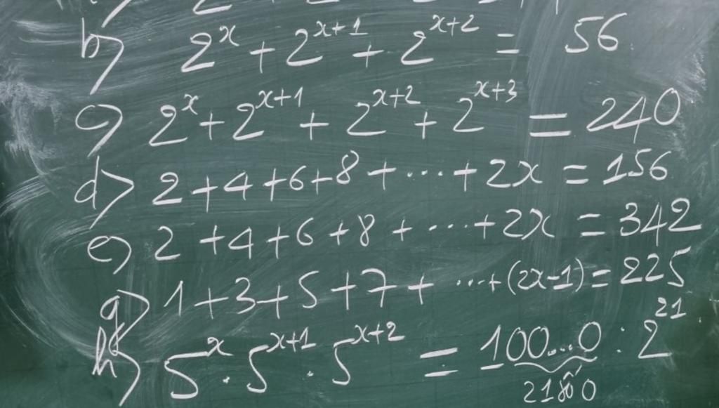 ai làm nhanh và đúng nhất thì mình sẽ cho 5 sao và 1 tim thanks+1 = 1+2 ...