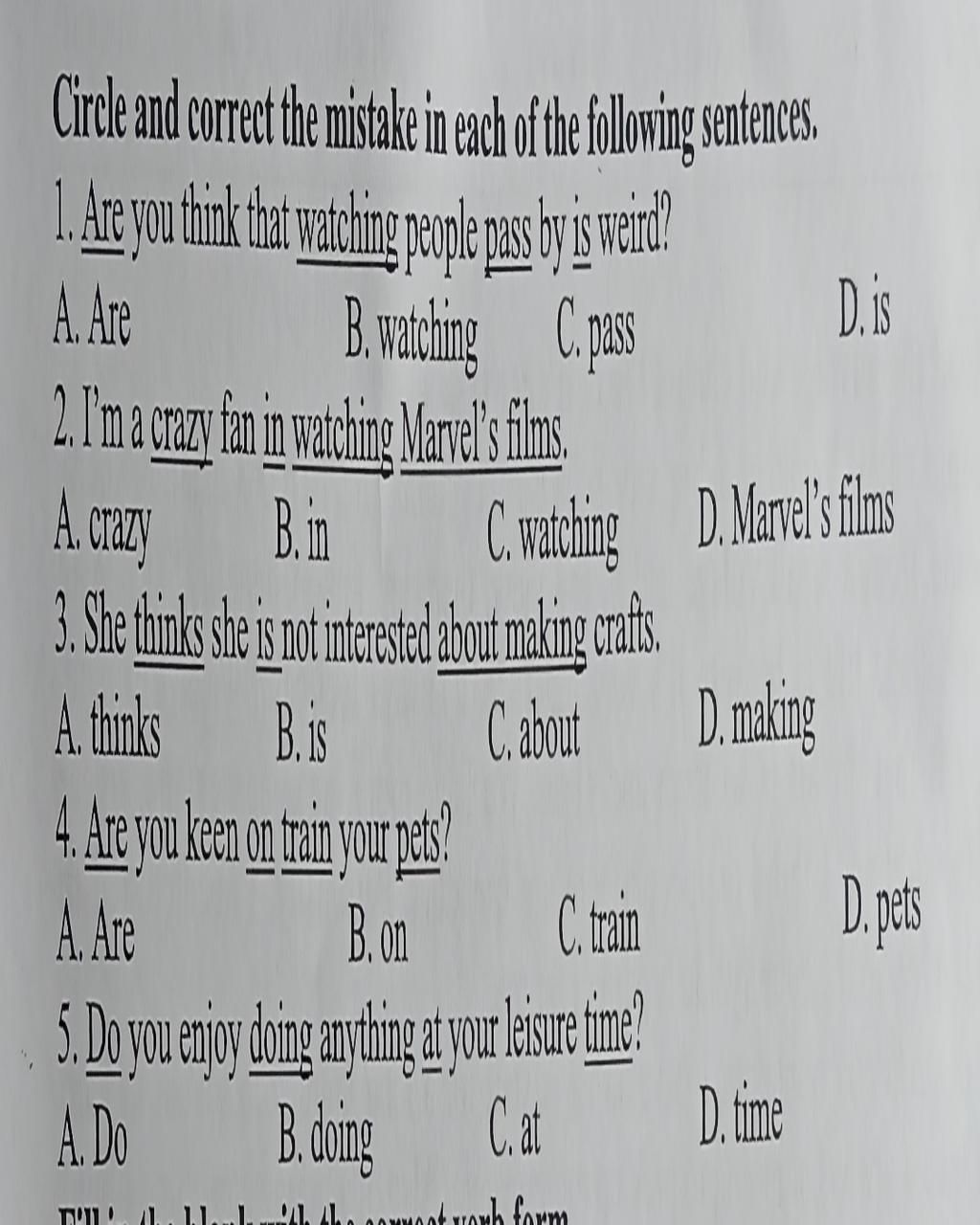 Circle and correct the mistake in each of the following sentences. 1 ...