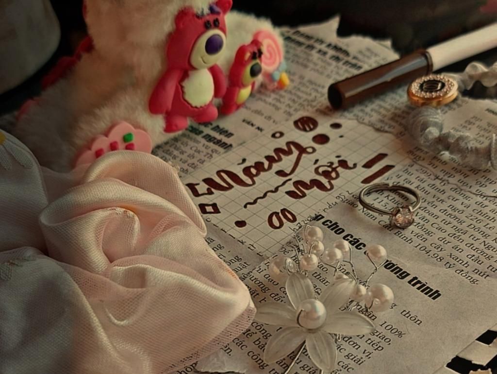 Calligraphy : Năm mới zui zẻ >w ice ngamt