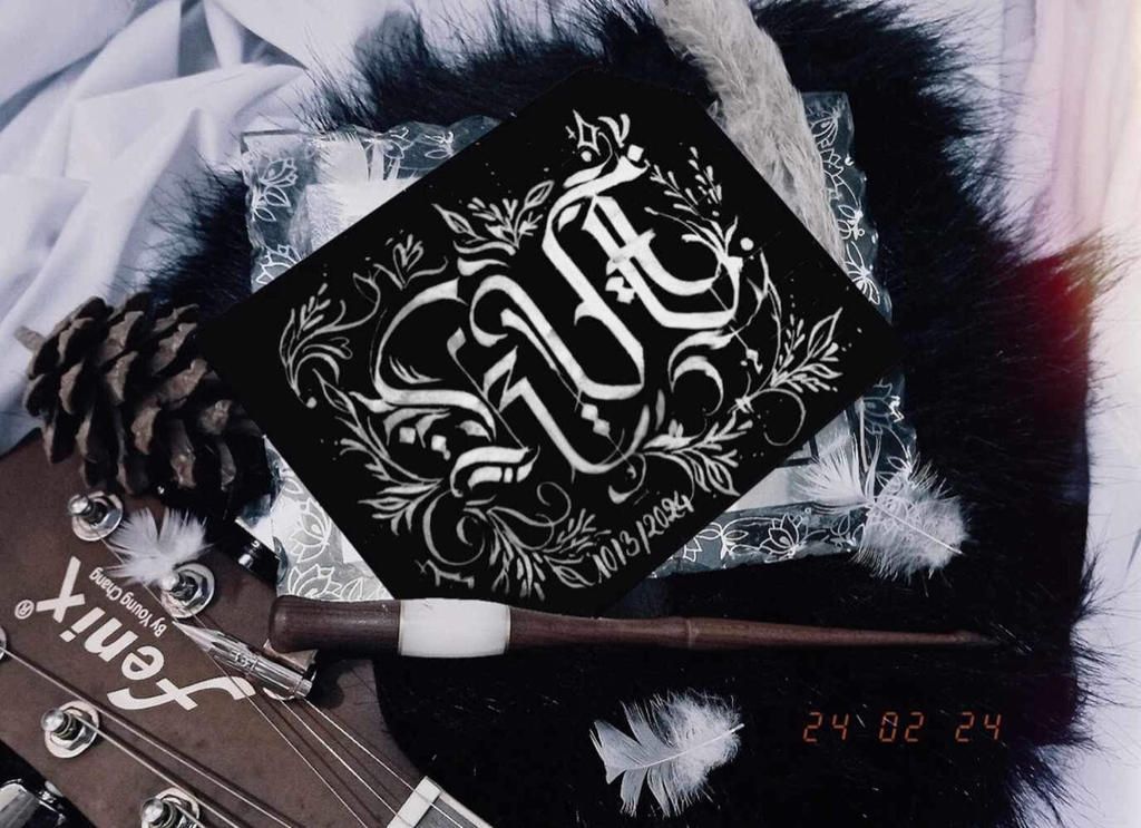 Calli/Gothic: Nhận xét /sờ ma le/ MayLee NL: nhận xét nha hihi cái này ...