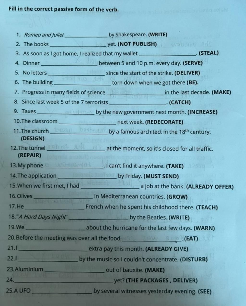 Fill in the correct passive form of the verb. 1. Romeo and Juliet, 2 ...
