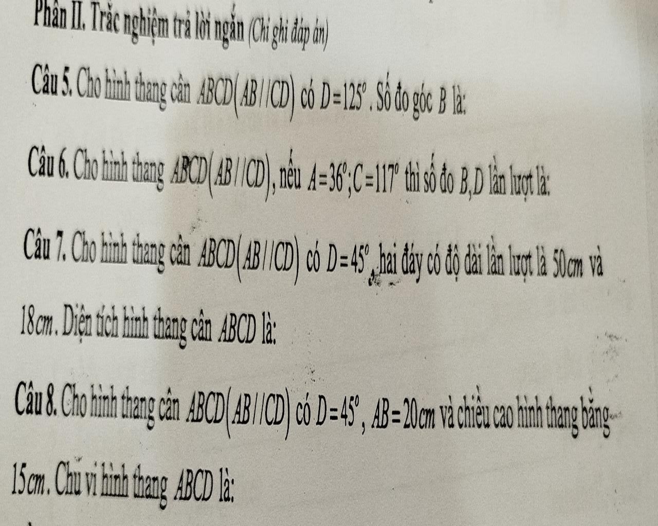 Phần II. Trắc nghiệm trả lời ngắn. Chi phí lắp đ Câu 3. Cho hình thang cần ABCD|AB| CD) có = 125 ...