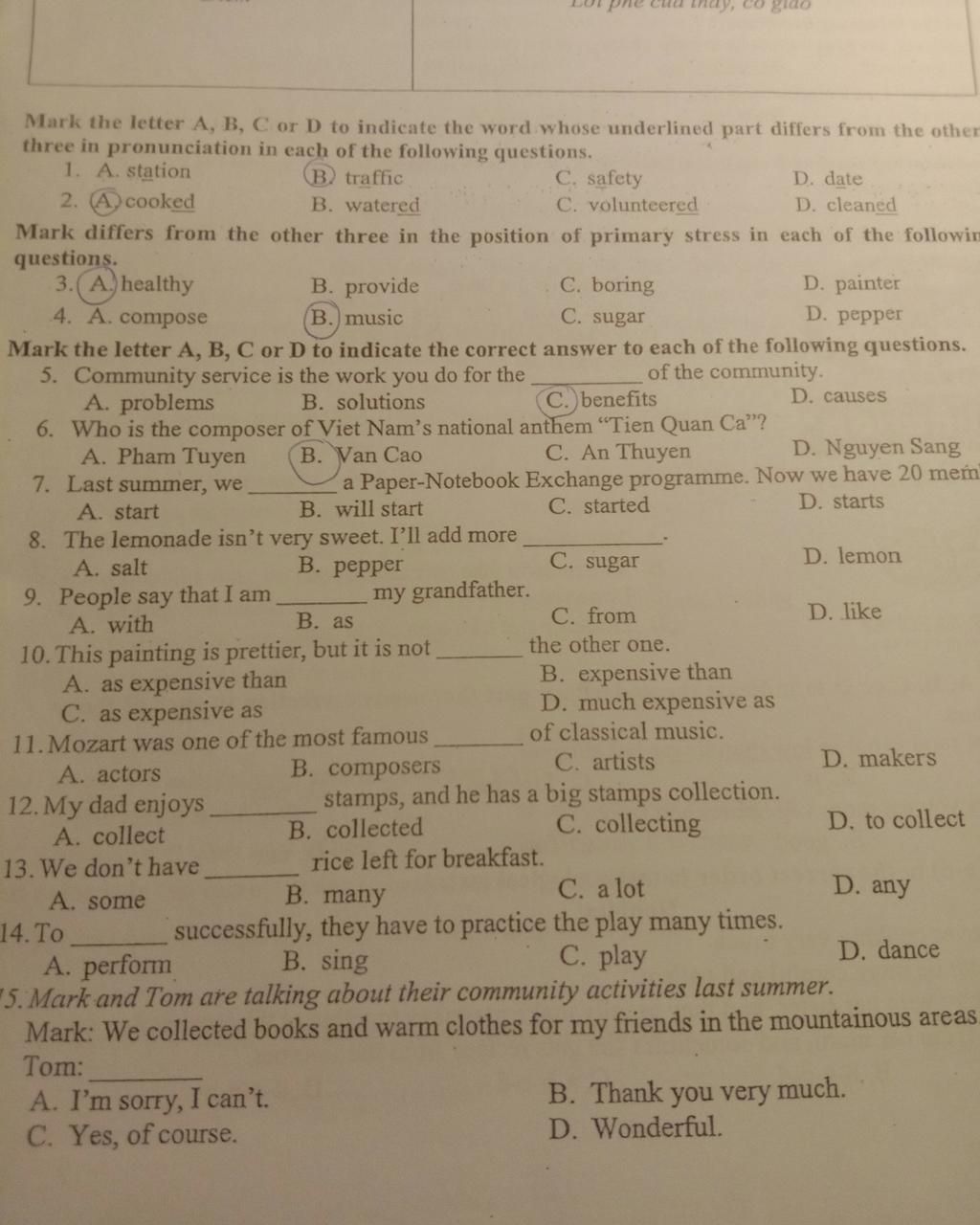 Giải giúp tôi với mai tôi đi thi rồi Giải nhanh nha Mark the letter A ...